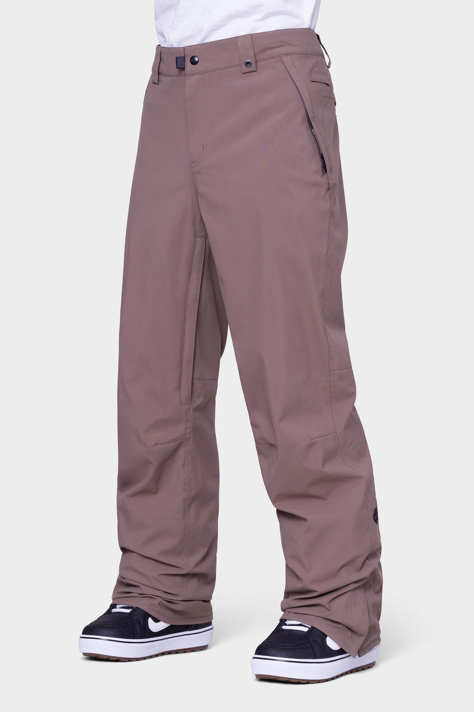 686 Technical Apparel | Men's Snow Pants & Bibs – 686.com